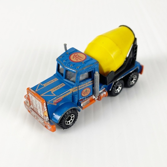 MATCHBOX | Toys | Vintage 981 Matchbox Peterbilt Metallic Cement Truck ...